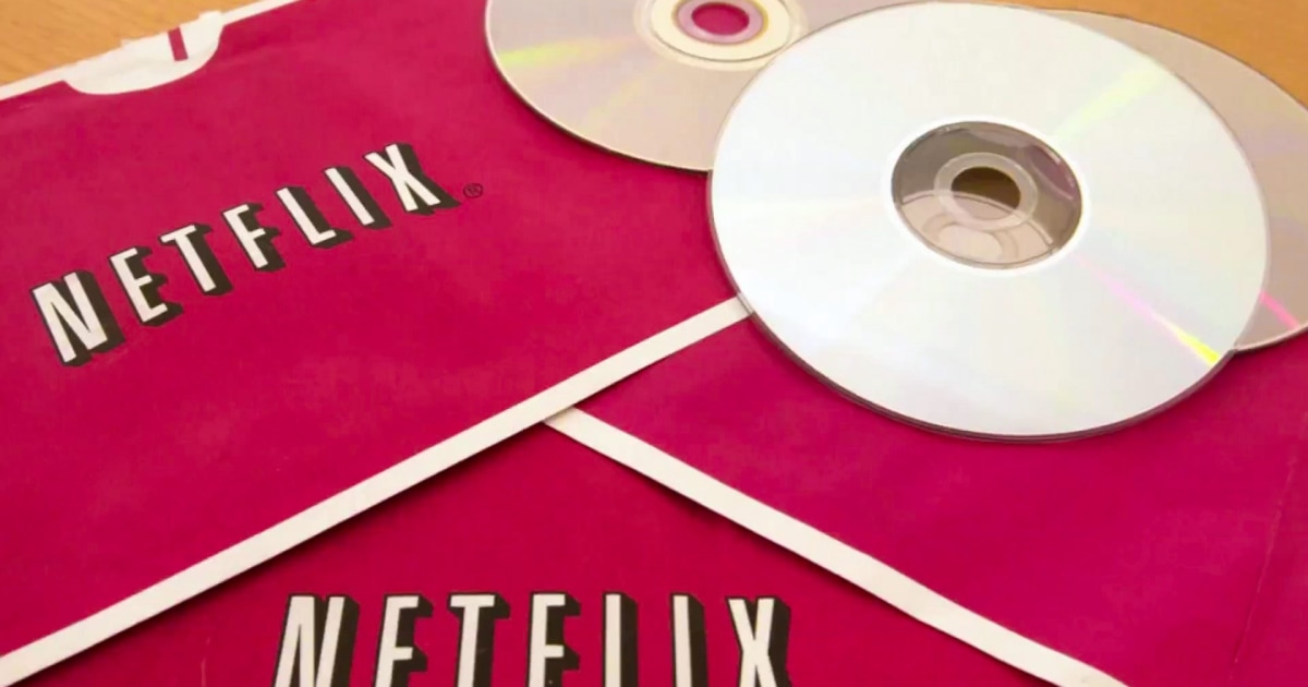 Netflix ends DVD service with disc giveaway