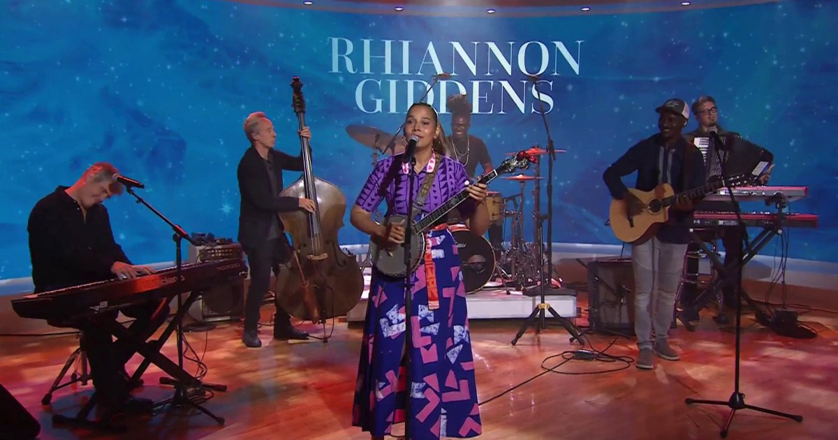 Rhiannon Giddens performs ‘You’re The One’ live on TODAY