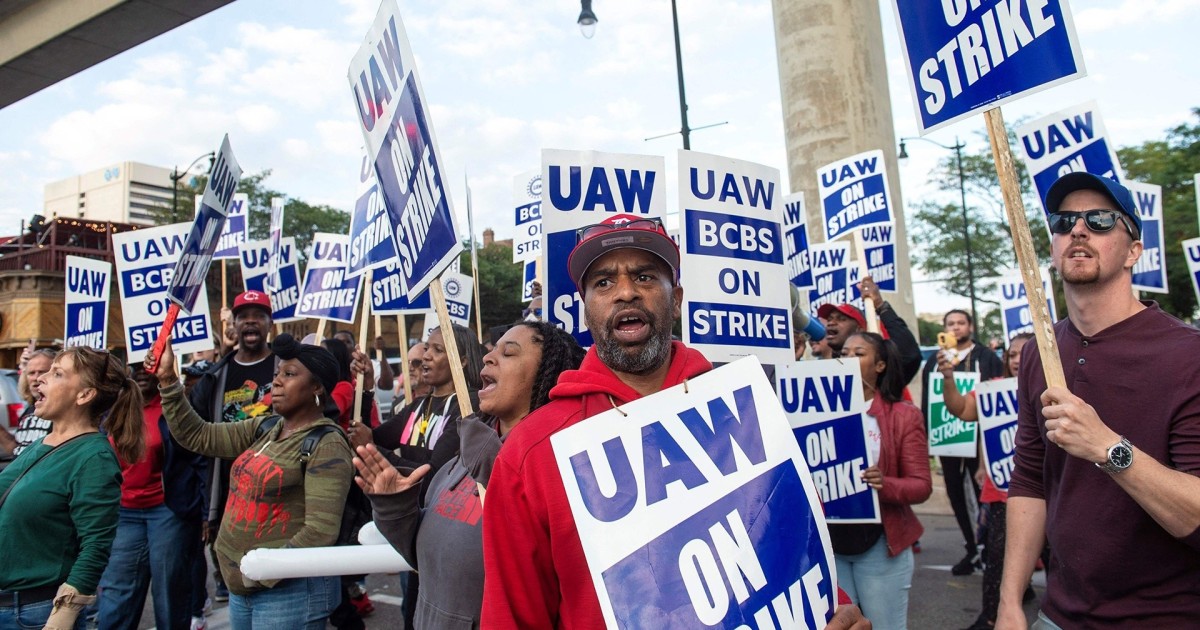 UAW strike enters day 3 amid signs of contract negotiations