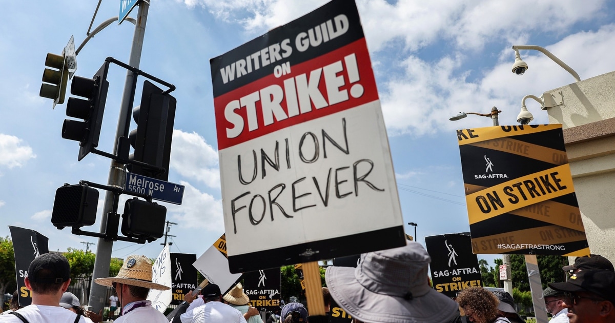 Some progress made during negotiations between WGA and studios