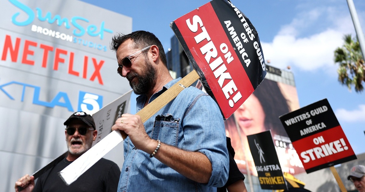 WGA leaders set to approve new contract with Hollywood studios