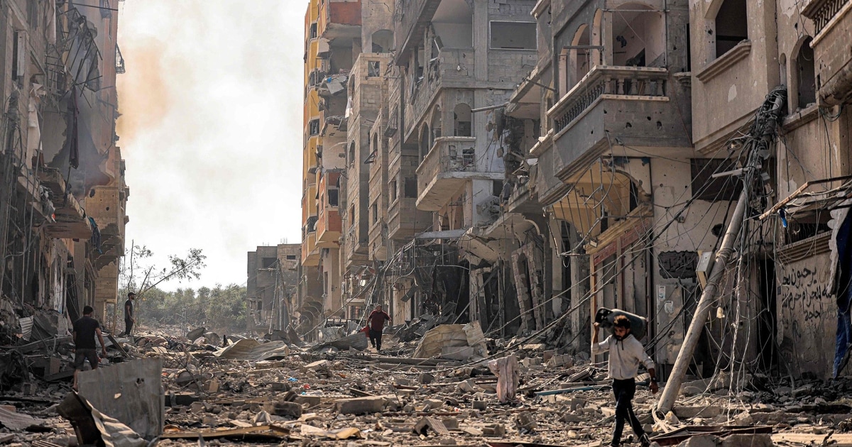 Israel pummels Gaza Strip, prepares a ground invasion