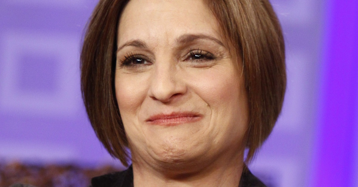Mary Lou Retton home from hospital after battle with rare pneumonia