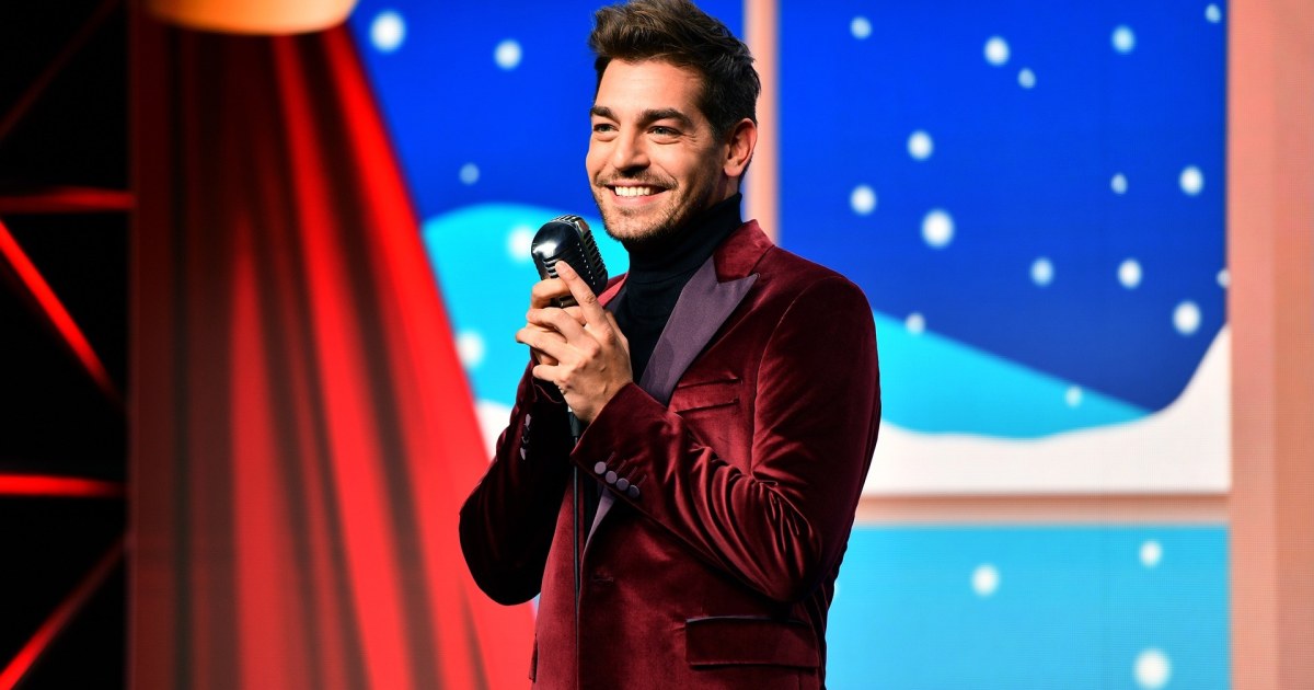 Matt Roger's new holiday track honors some of 30 Rock's residents