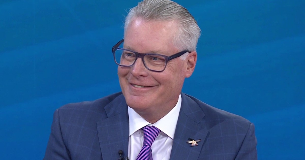 Delta CEO talks holiday travel rush, close calls on the runway