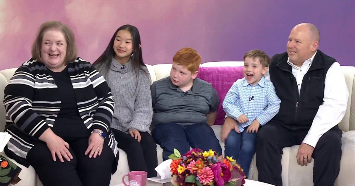 Family of 3 becomes family of 5 with incredible adoption story