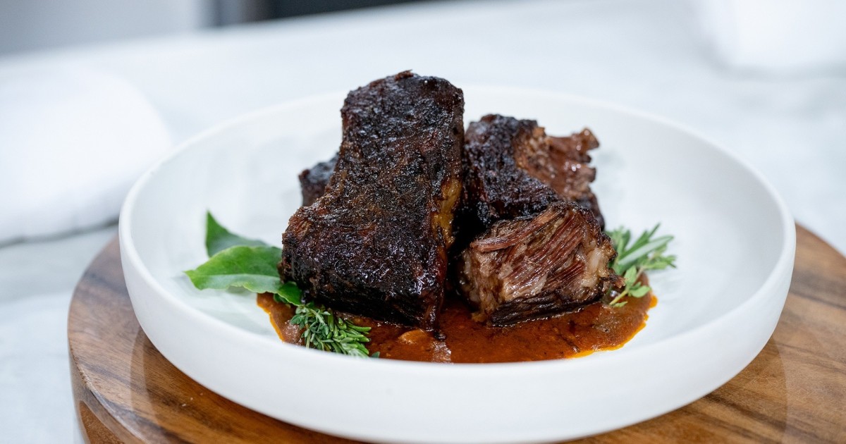 Braised short ribs and holiday corn pudding: Get the recipe!