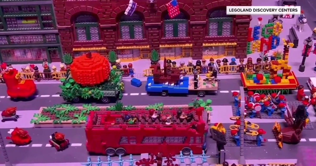 Lego makes putting a Thanksgiving parade together a snap