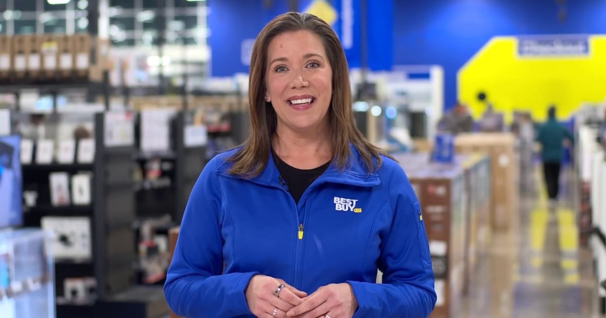 Best Buy CEO on what to expect from the holiday shopping season