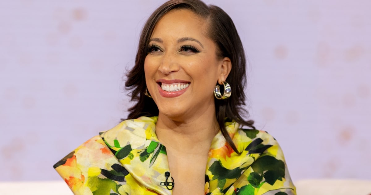Robin Thede talks ‘Candy Cane Lane,' not talking until age 5