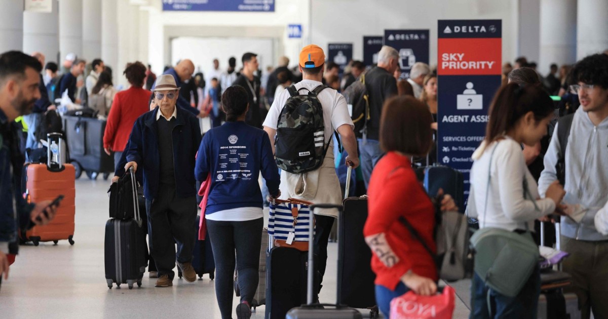 How to avoid delays during the record holiday travel surge