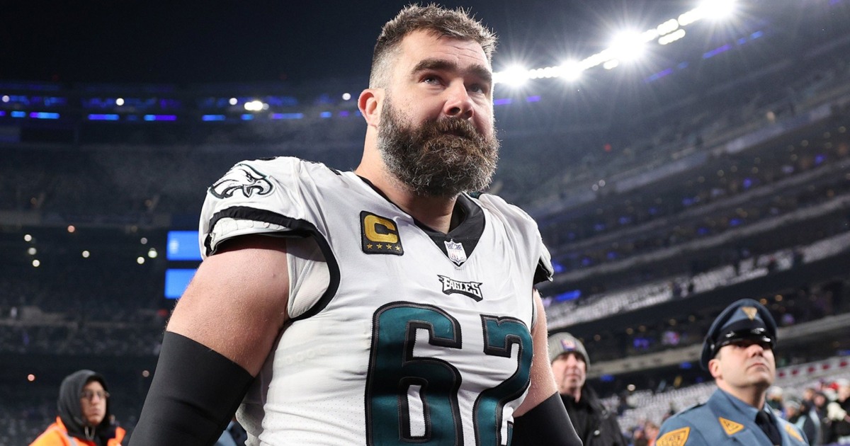 Jason Kelce reportedly tells teammates that he is retiring