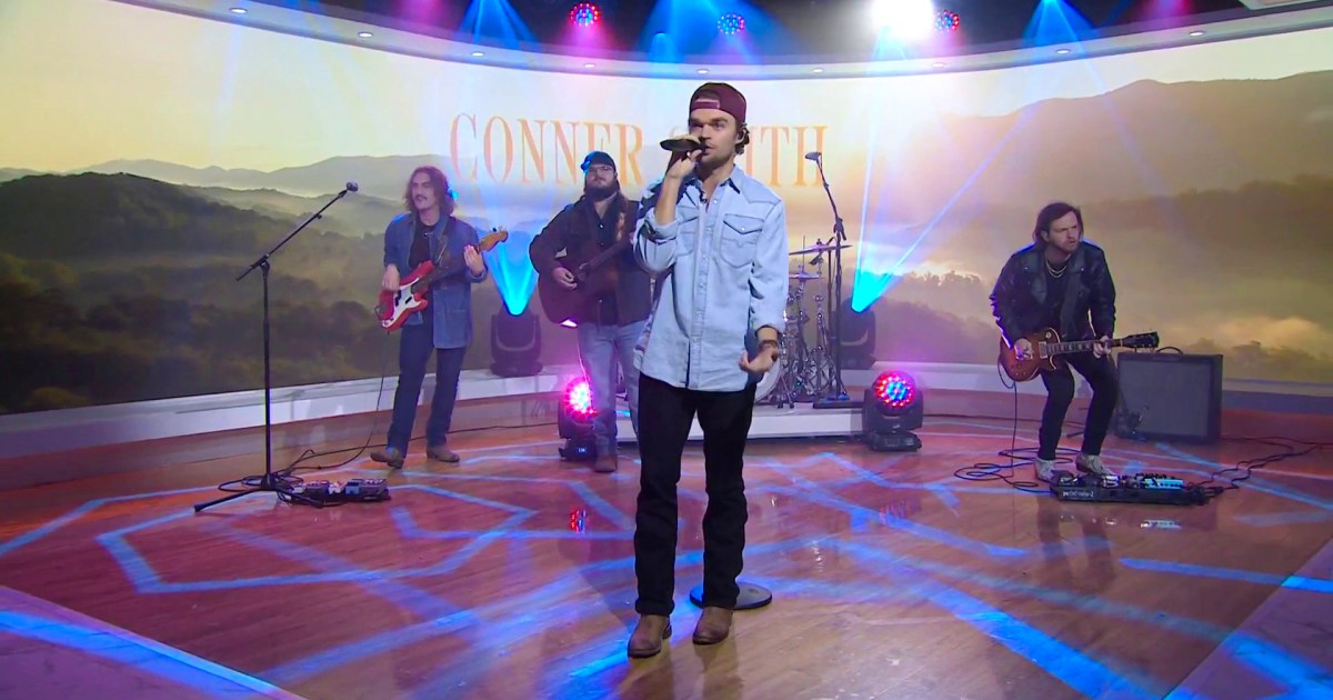 Conner Smith performs ‘Creek Will Rise’ live on TODAY