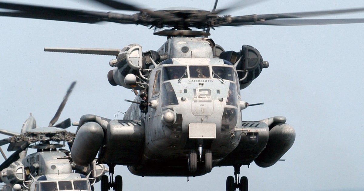 5 Marines killed after helicopter crashes in California mountains
