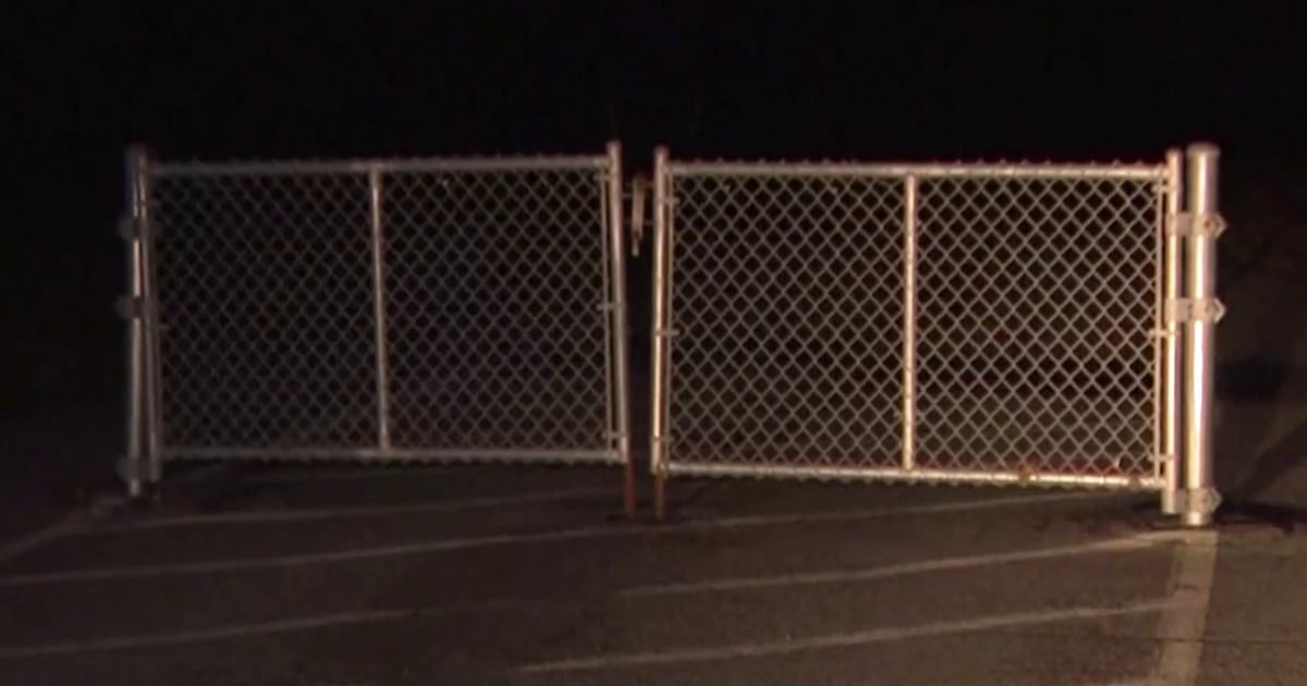 Officials look for door to small plane that fell off midflight