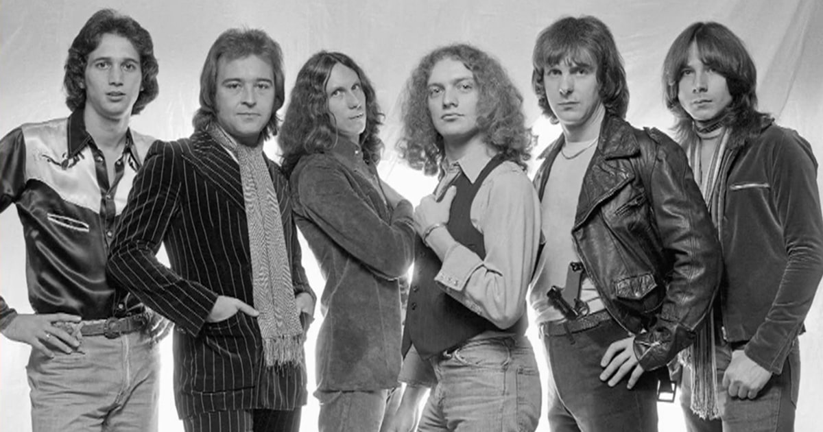 Celebs rally around Foreigner for Rock & Roll Hall of Fame