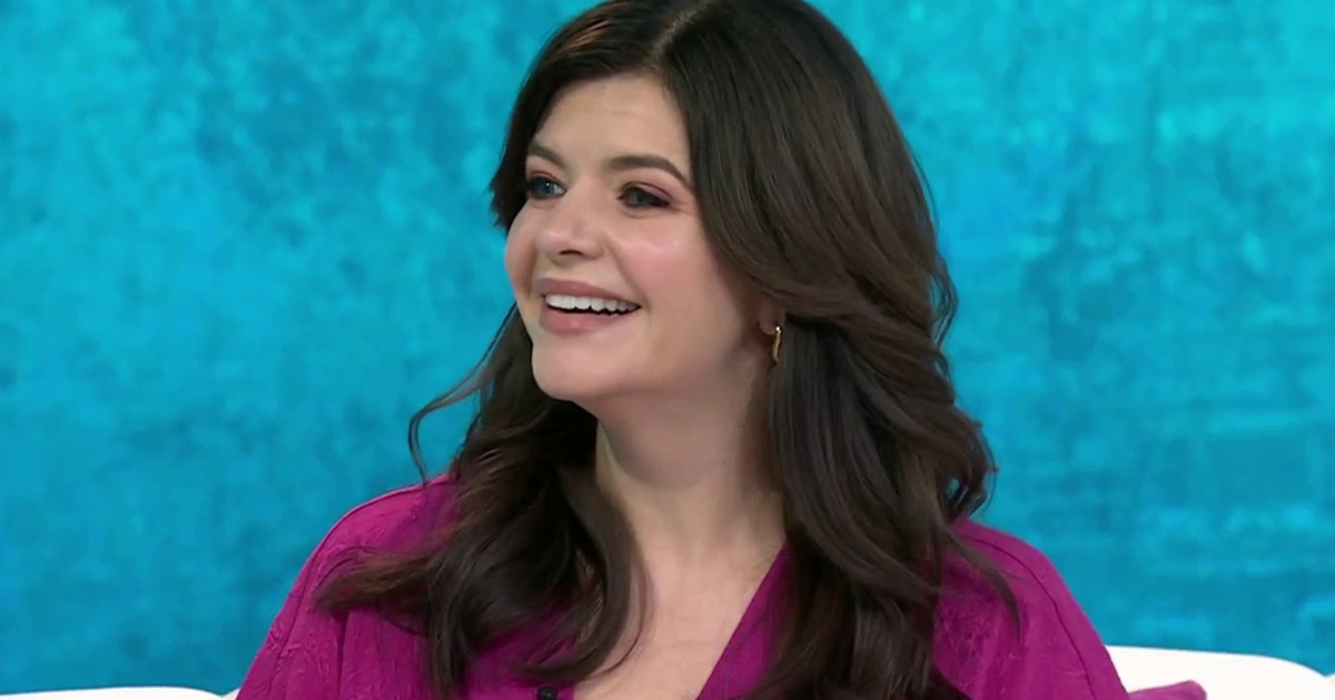 Casey Wilson on new audiobook, 'The Art of Small Talk'