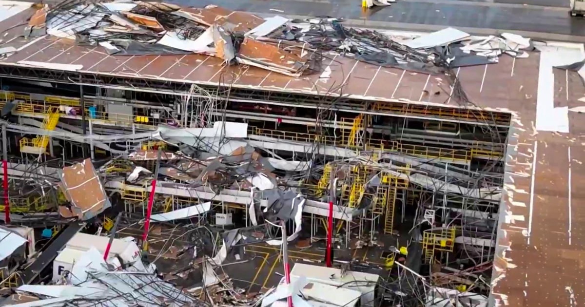 FedEx workers rescued after being trapped during tornado
