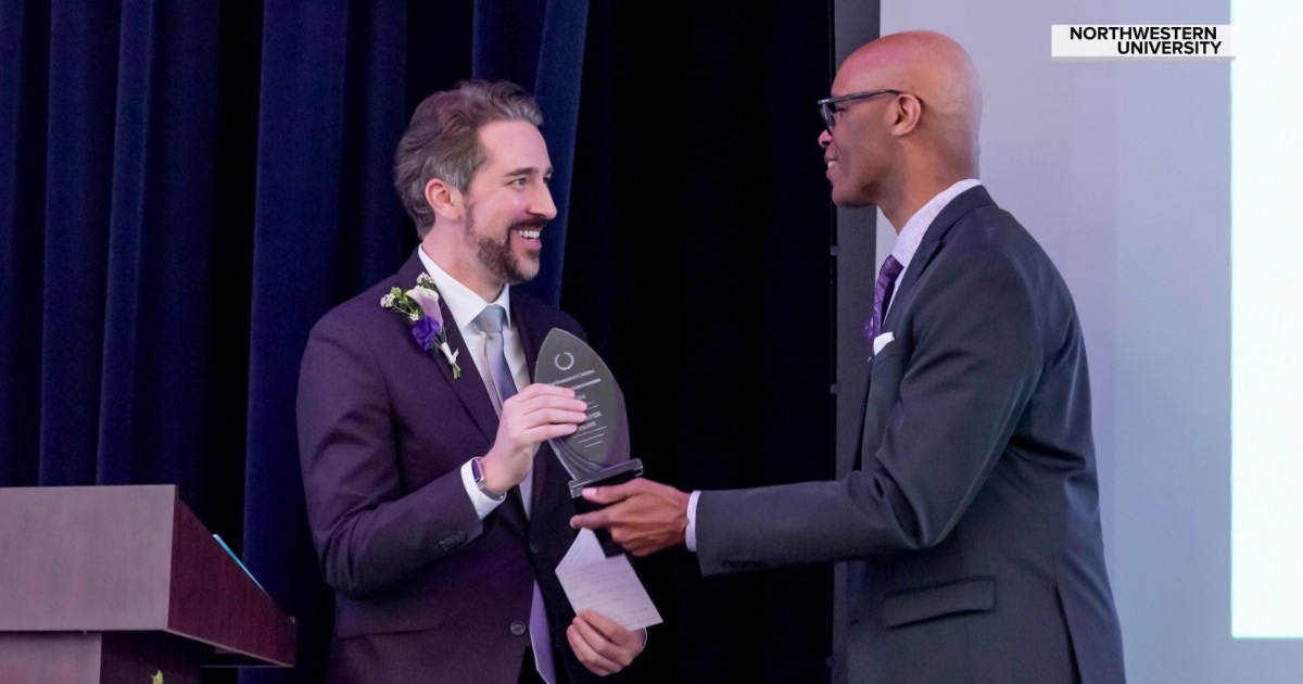Joe Fryer inducted into Northwestern’s Medill Hall of Achievement