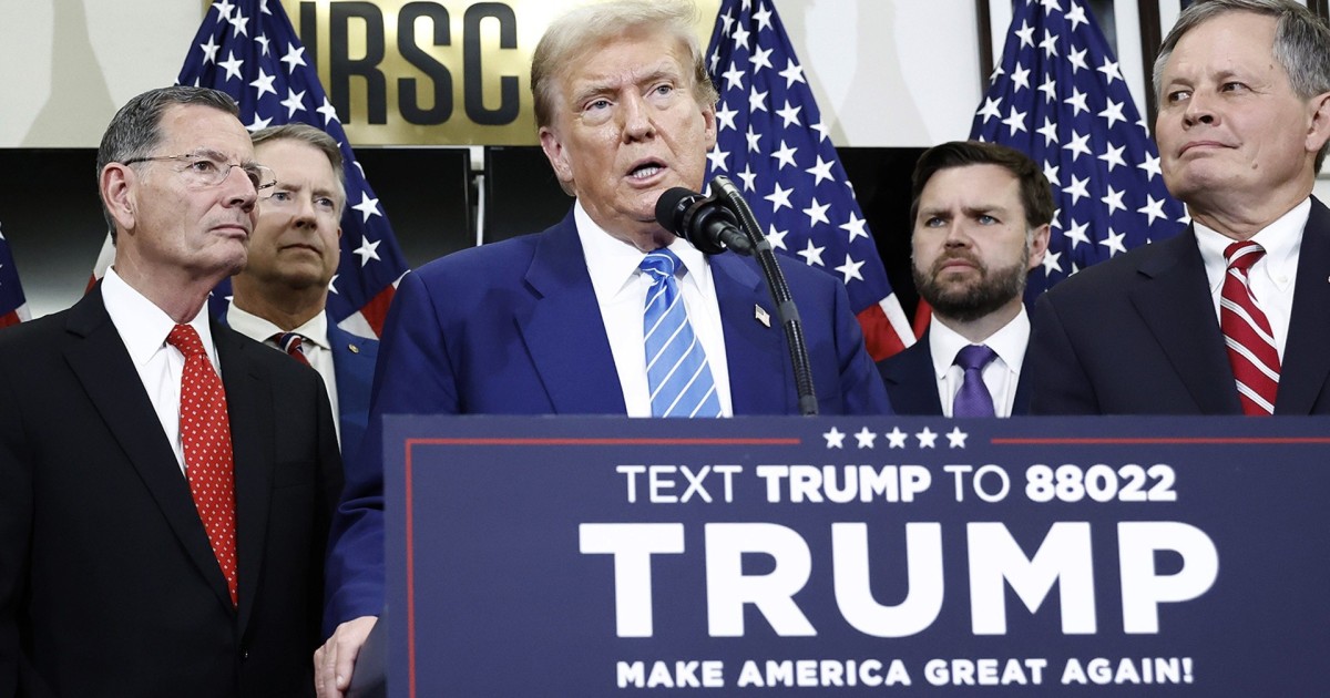 GOP leaders rally around Trump in his return to Capitol Hill