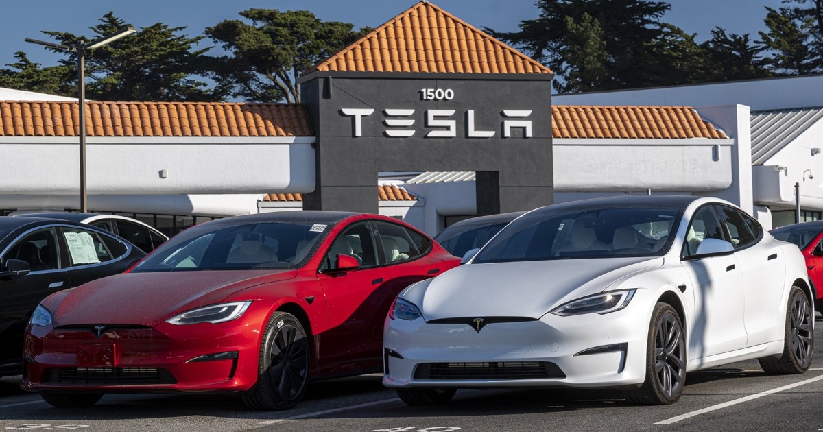 Concerns grow over safety risk of failing batteries in electric cars