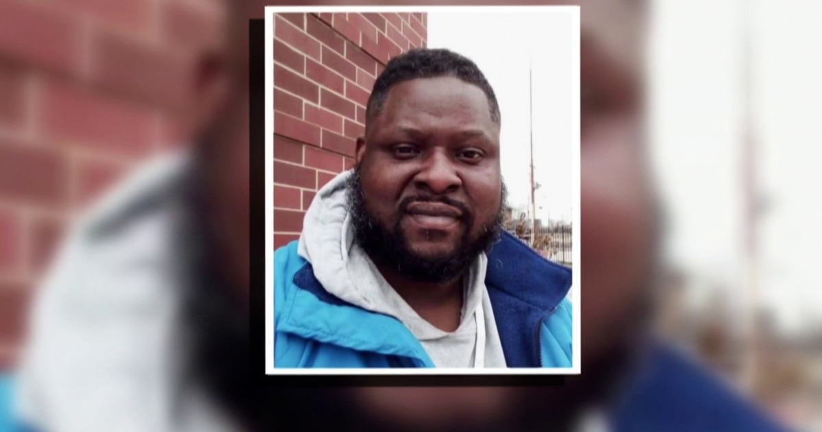 Protesters compare death of Dvontaye Mitchell to George Floyd