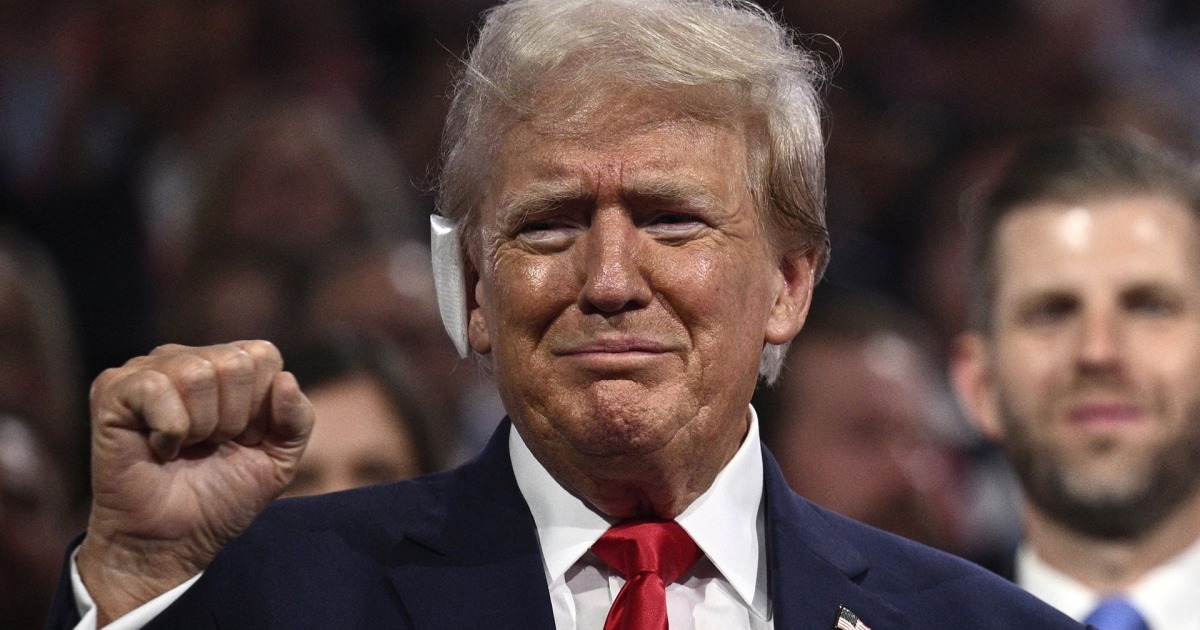 Trump gets emotional during surprise appearance at RNC