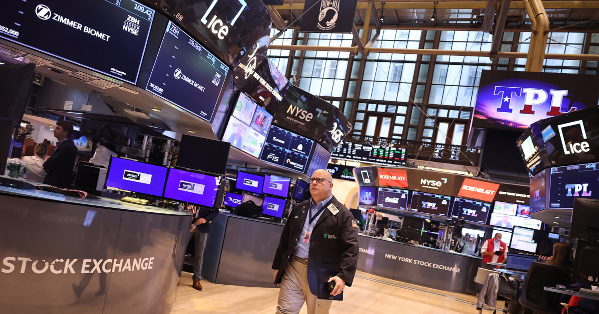 Inflation rate falls to 2.9% in July, the lowest in about 3 years