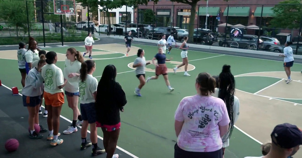 Women’s pick-up basketball games surge amid WNBA’s popularity