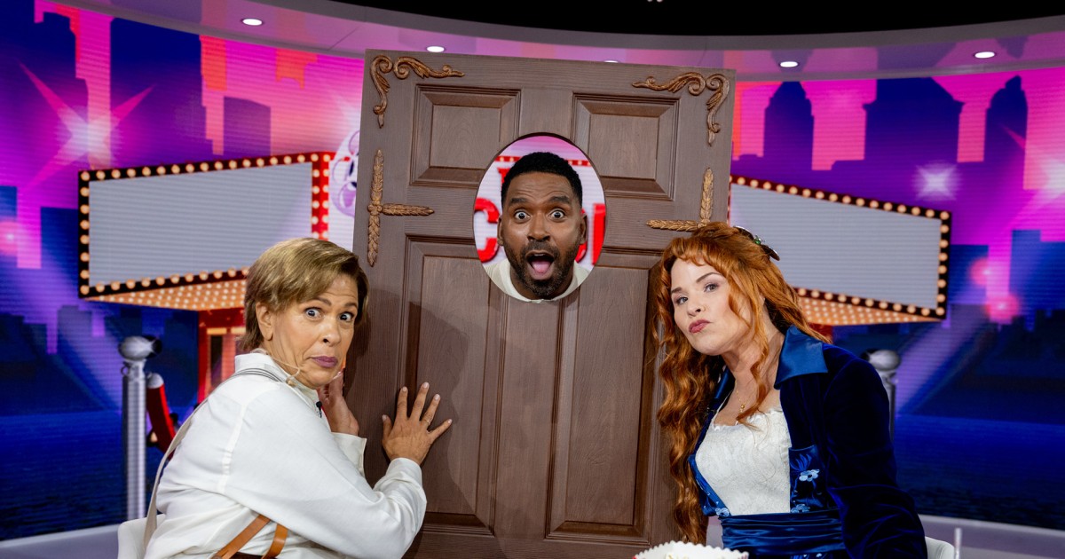 ‘Titanic’ door debate, Taylor Swift’s dad, more Hollywood scoop