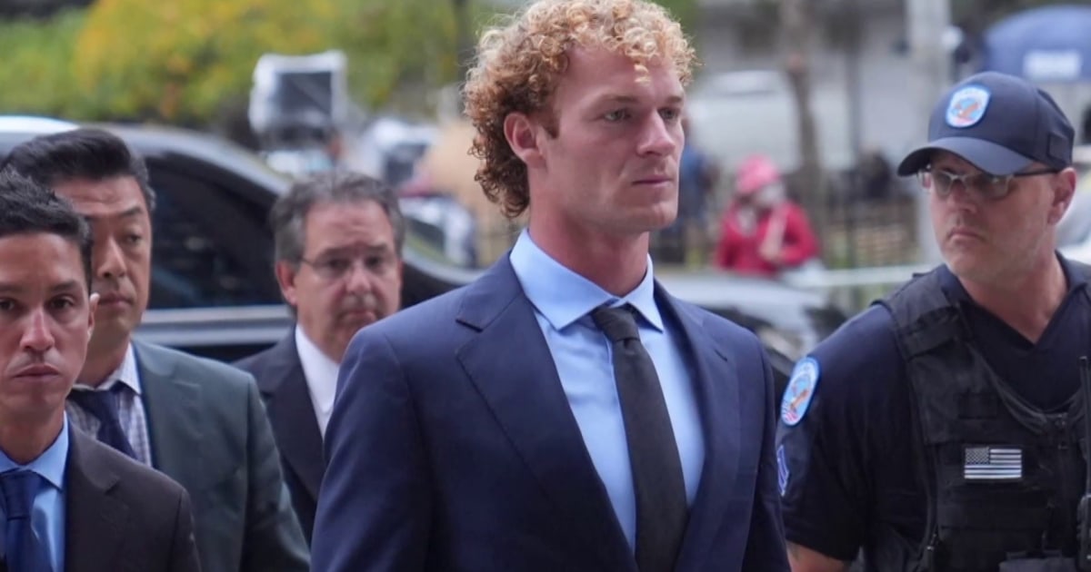 Trial begins for former marine charged in chokehold death of subway rider