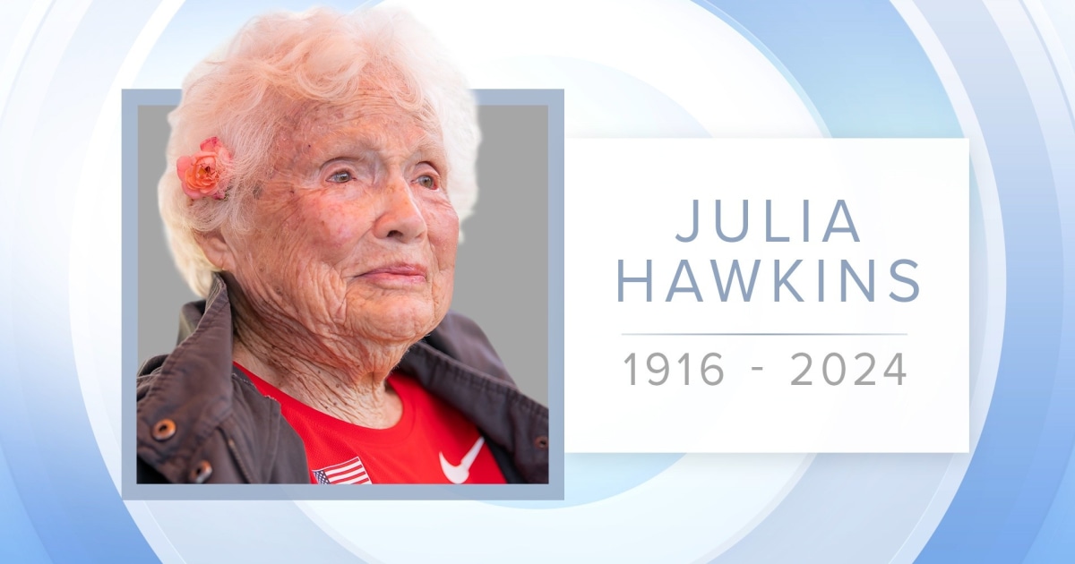 Julia Hawkins, who broke sprinting records after turning 100, dies