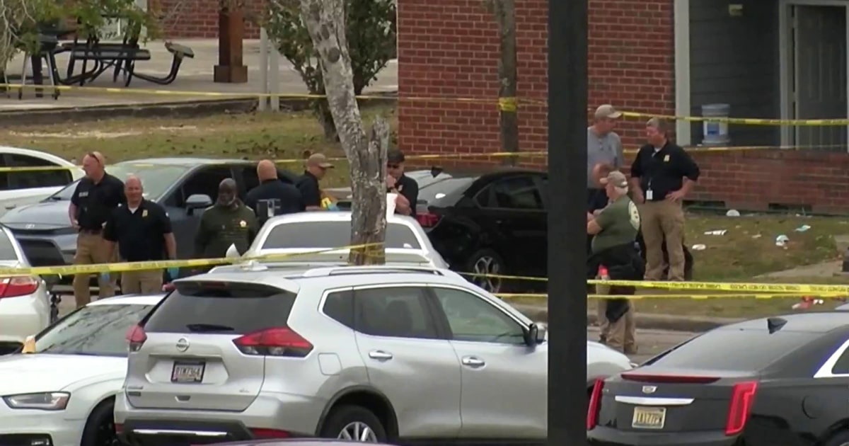 Shooting at Tuskegee homecoming celebrations leaves 1 dead