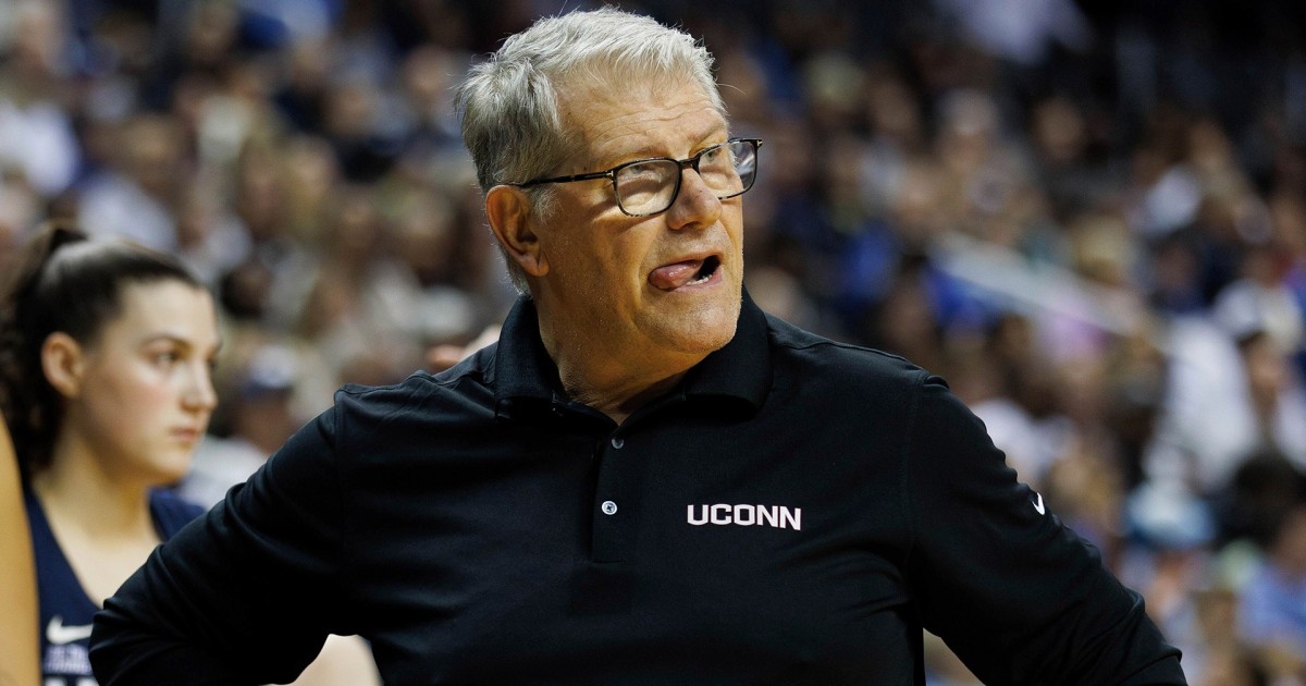 UConn's Geno Auriemma ties NCAA Division 1 record