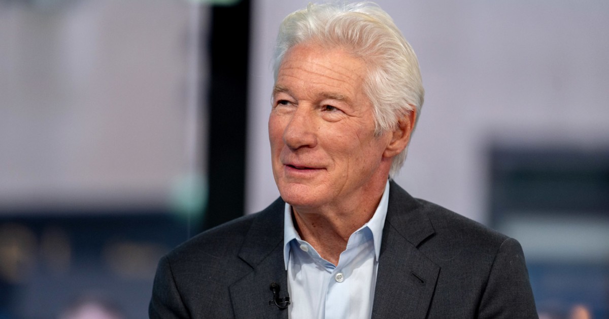 Famous Richard Gere Quotes Richard Gere Proudly Poses With Wife