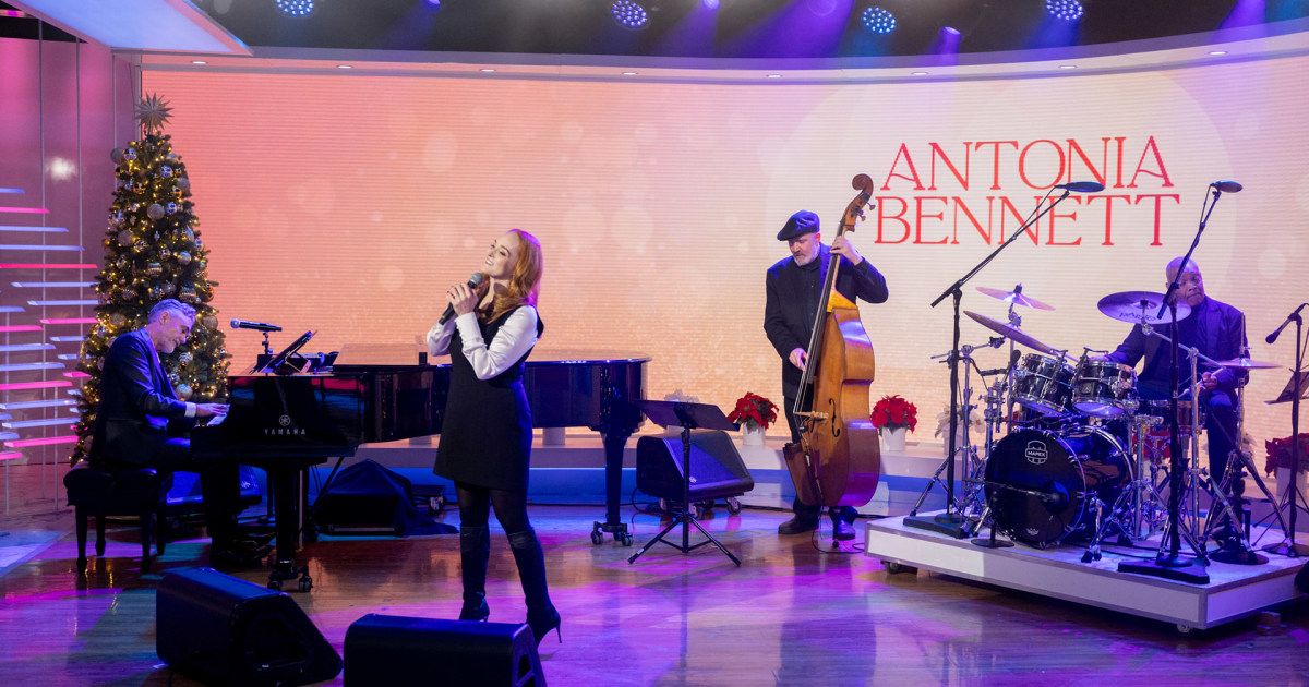 See Antonia Bennett perform ‘I’ve Got My Love to Keep me Warm’