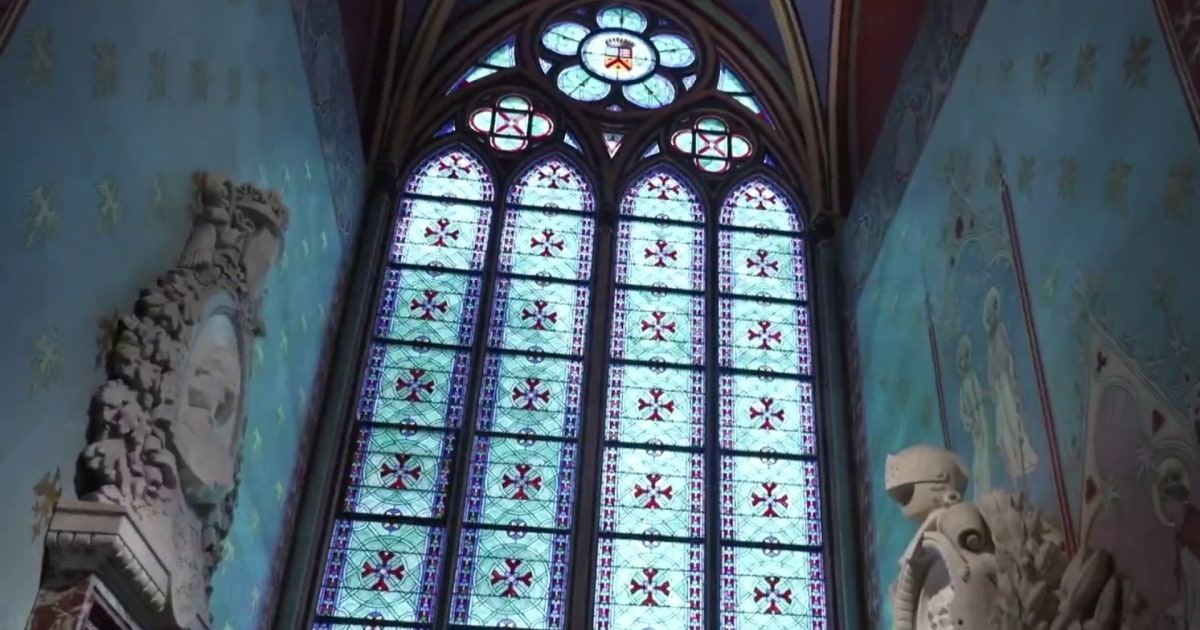 Inside debate to install new stained-glass windows at Notre Dame