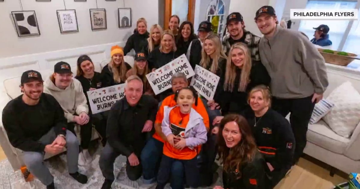 NHL Flyers surprise mother-daughter duo with home renovation