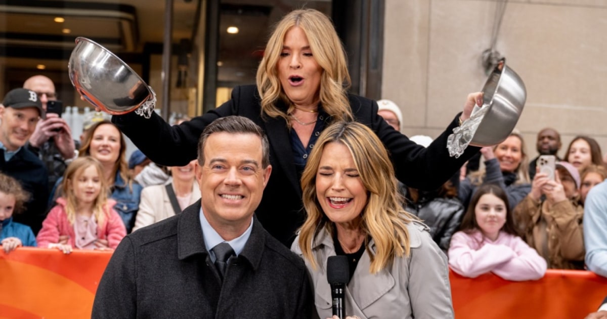 Savannah Guthrie, Carson Daly accept new Ice Bucket Challenge