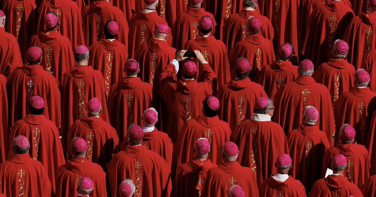 Conclave to elect new pope to begin May 7, Vatican says