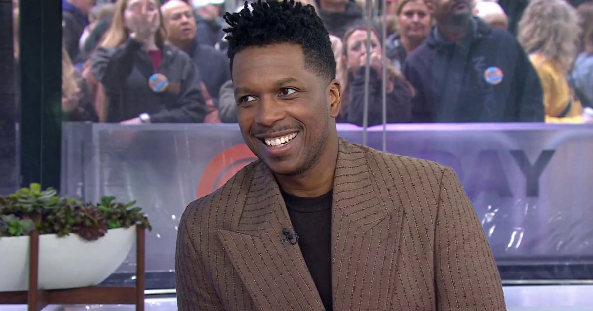 Leslie Odom Jr. to reprise his role as Aaron Burr in 'Hamilton'