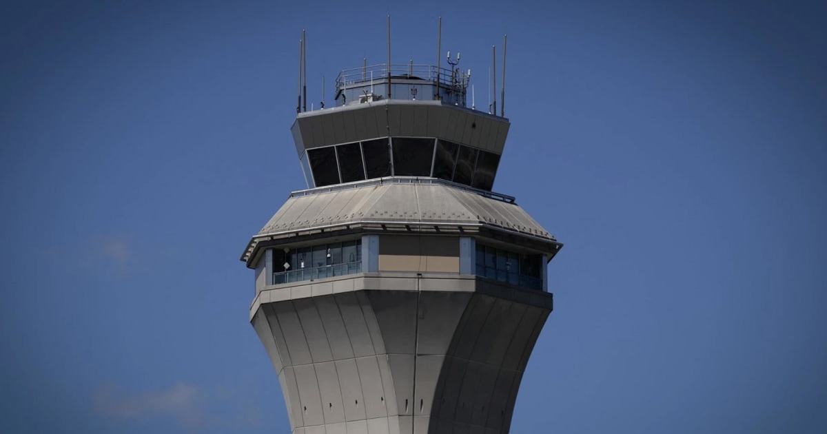 FAA says Newark air traffic controllers briefly lost radar access again