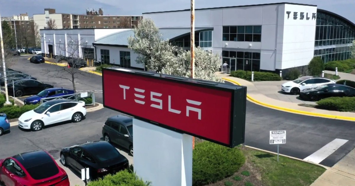 Jury Orders Tesla to Pay More Than $240 Million in Autopilot Crash Case