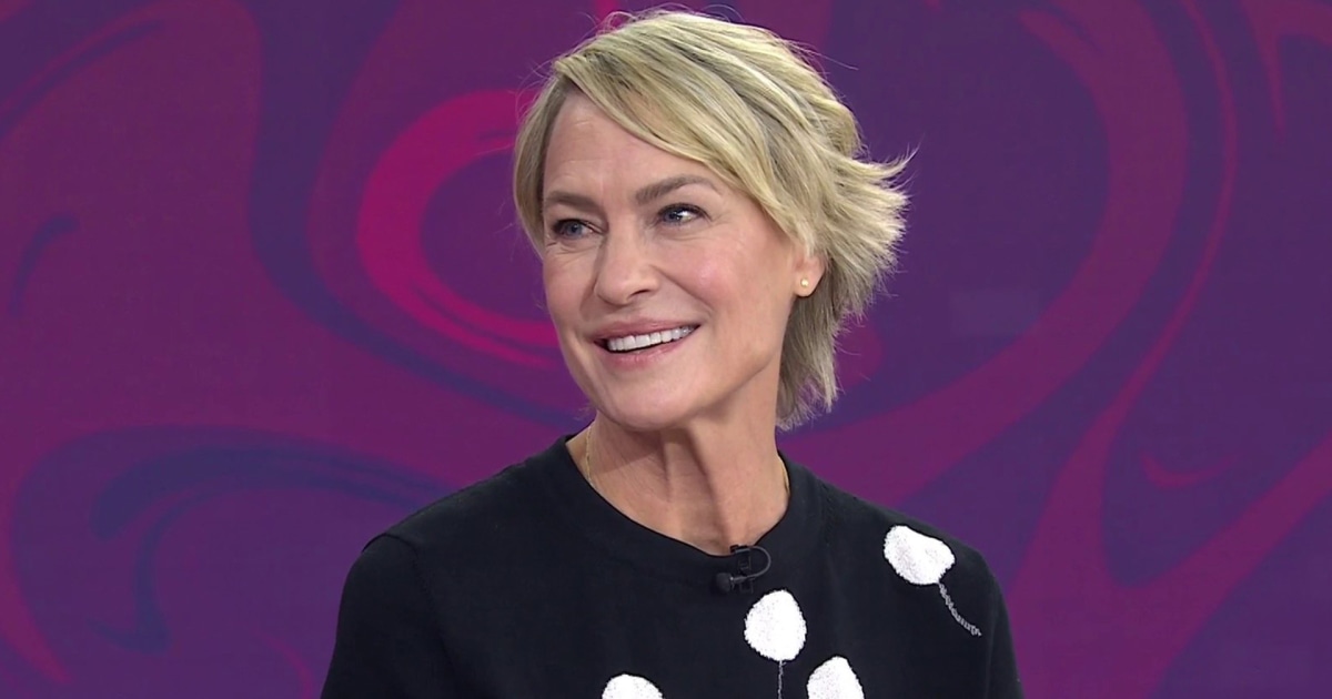 Robin Wright Talks ‘The Girlfriend,’ ‘Forrest Gump,’ ‘Princess Bride’