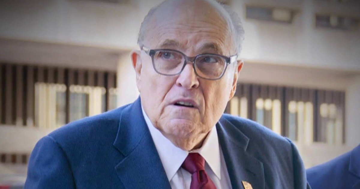 Rudy Giuliani ‘in Good Spirits’ After Fracturing Spine in Car Crash