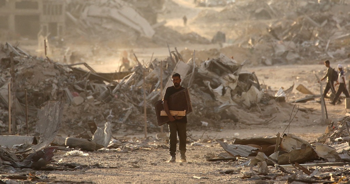 Gazans Return Home as Israelis Anticipate Hostage Release