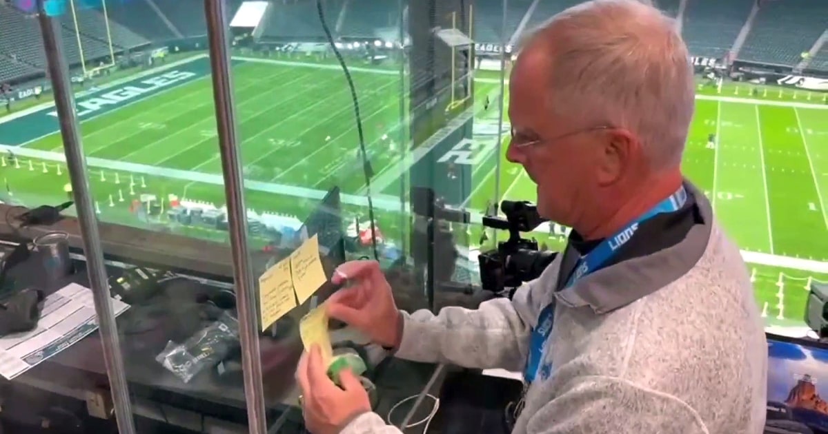 Meet the Unsung Hero of the Detroit Lions: Sticky Note Guy