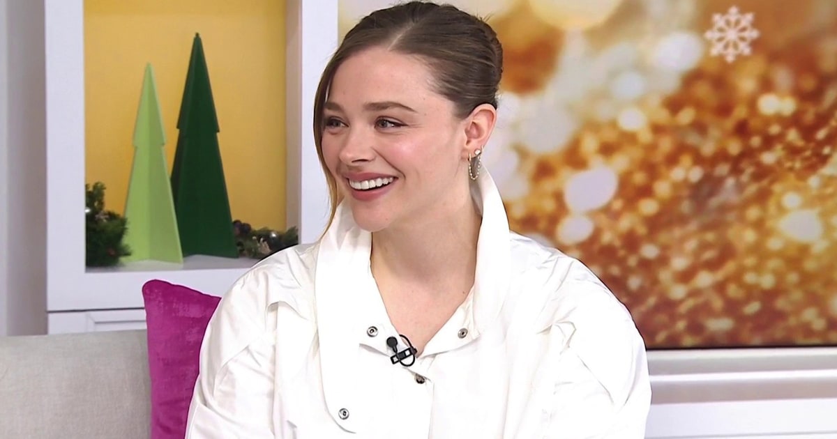 Chloe Grace Moretz on Pickleball Games With 'Oh What Fun’ Cast