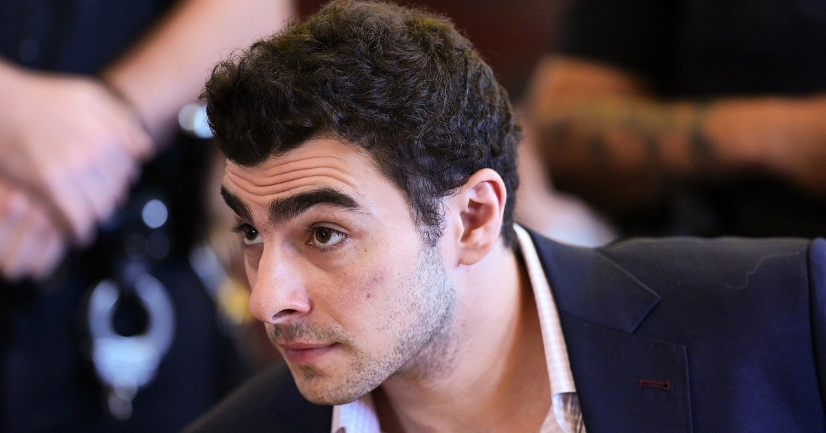 Luigi Mangione Returns to Court as Judge Weighs Key Evidence