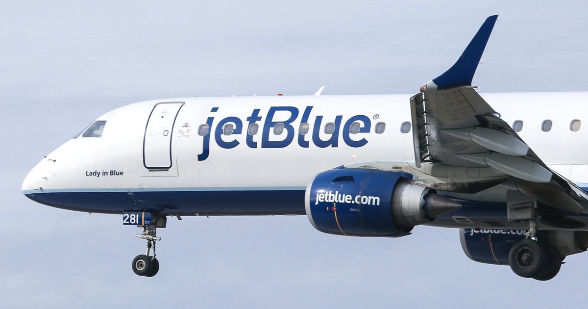 JetBlue Narrowly Avoids Midair Collision With US Air Force Plane